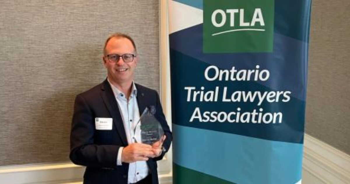 Steven Muller Accepts the 2023 John A. McLeish Award - Share Lawyers